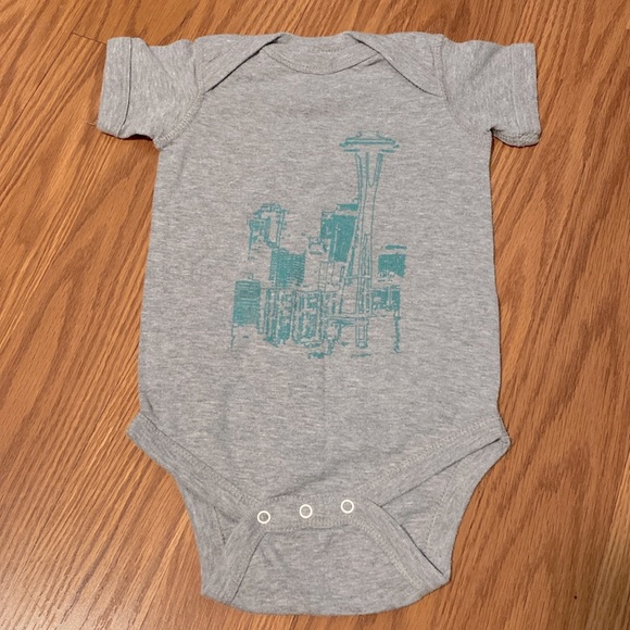 Rabbit Skins | One Pieces | Rabbit Skins Baby Seattle Skyline Bodysuit ...